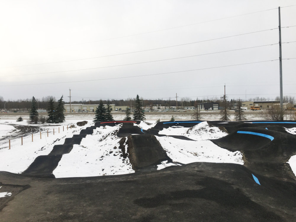 Pump Track | Skateparktour.ca