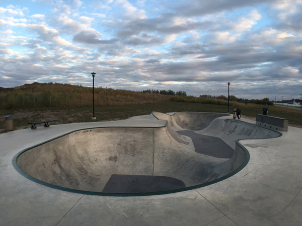 Warman Skatepark * Warman SK | Skateparktour.ca